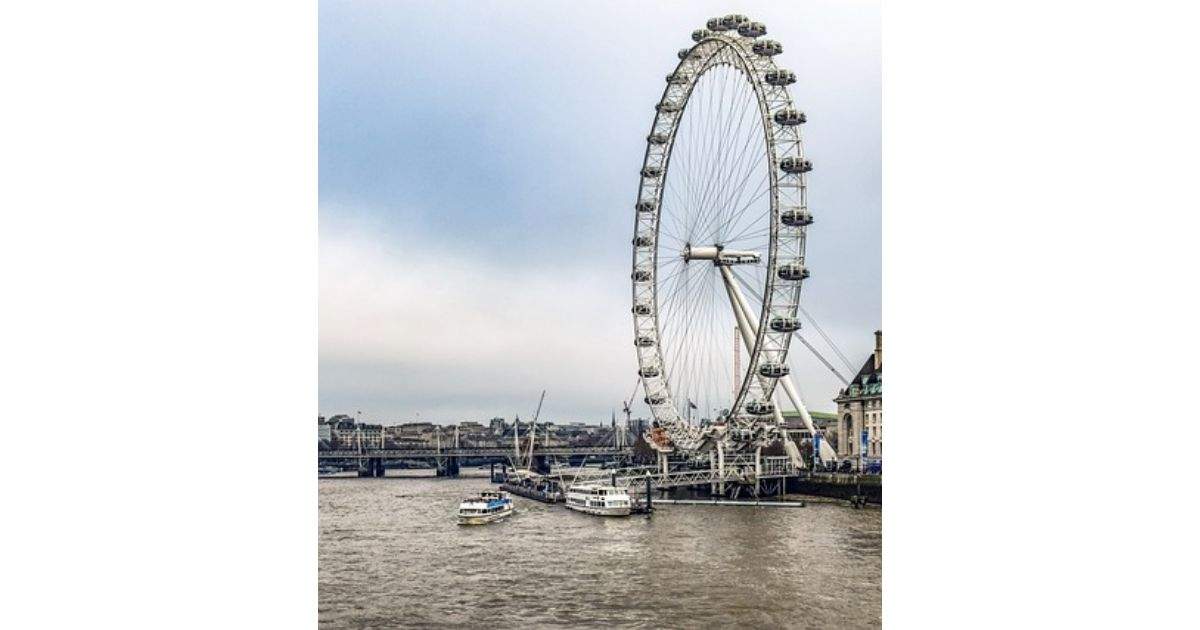 8 Common Things That Are 400 Feet Big